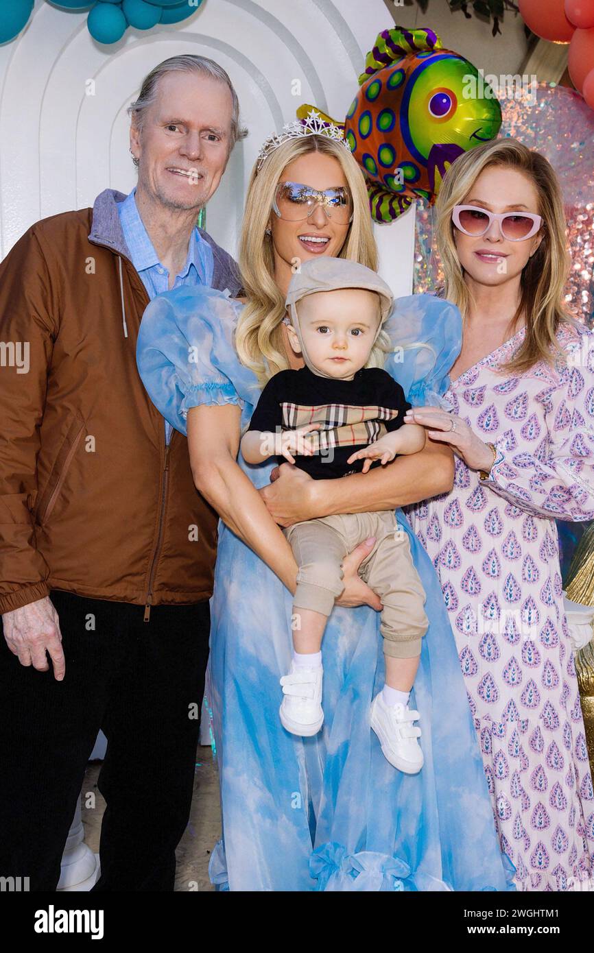 Paris Hilton and Carter Reum celebrate their son Phoenix's first ...