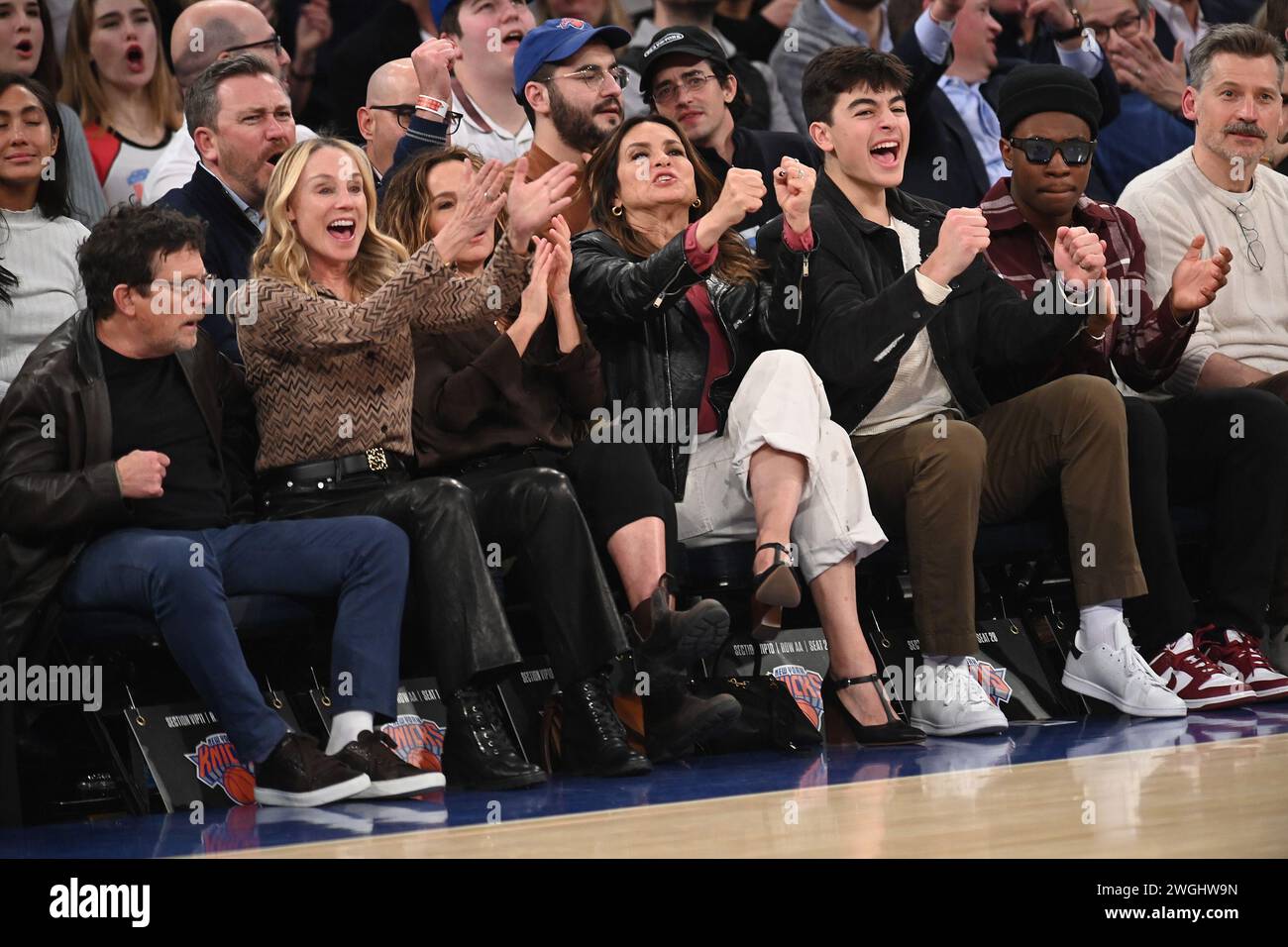 Celebrities watch the visiting Utah Jazz lose to the home town New York ...