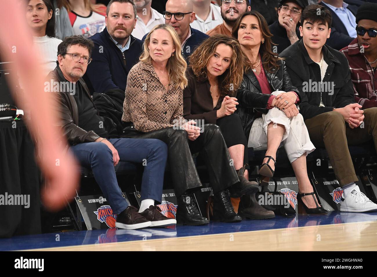 Celebrities watch the visiting Utah Jazz lose to the home town New York ...
