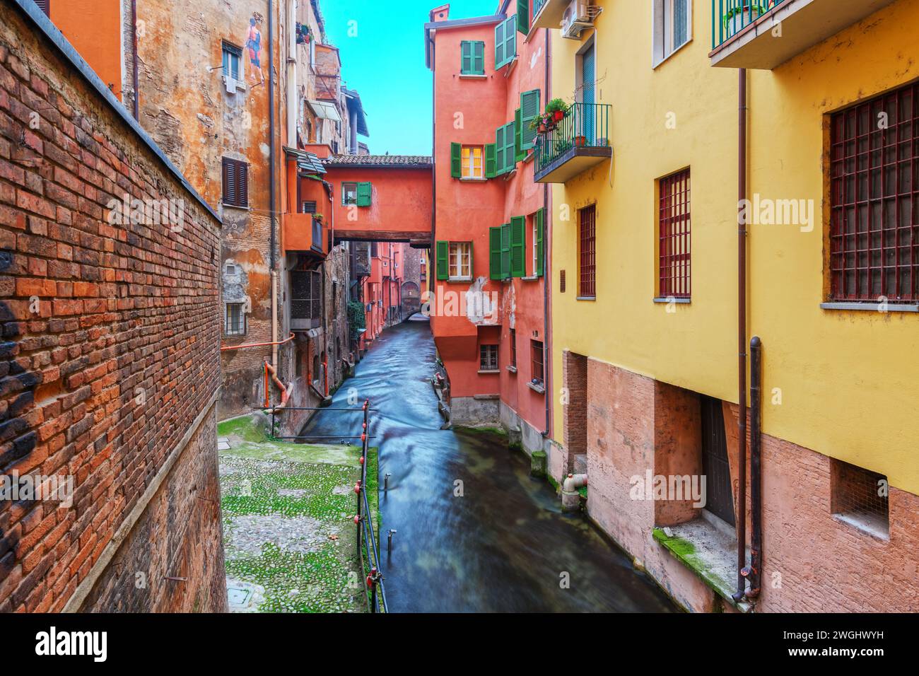 Water canal in bologna hi-res stock photography and images - Alamy