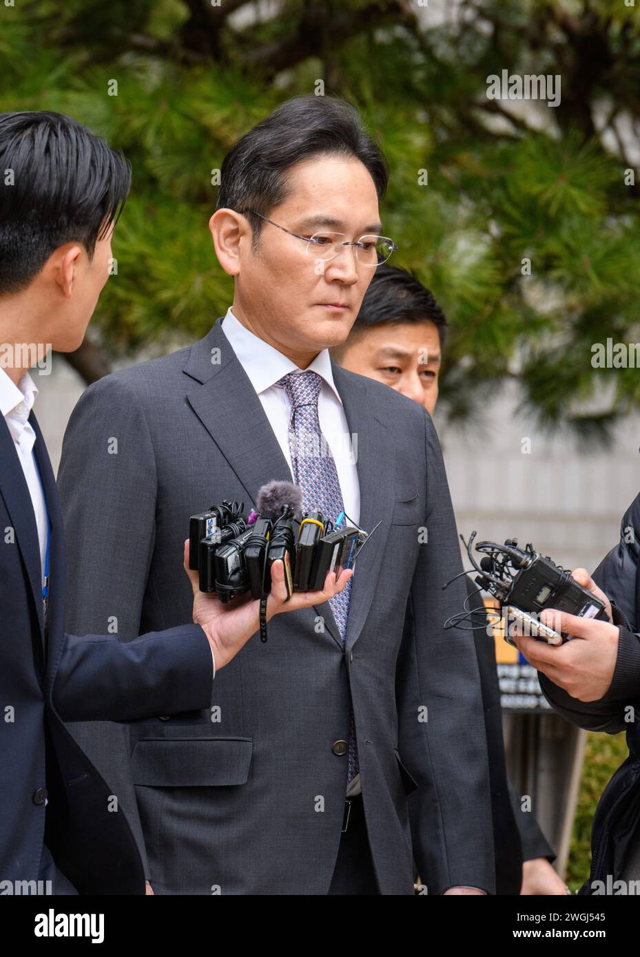 Samsung electronics chairman hi-res stock photography and images - Alamy