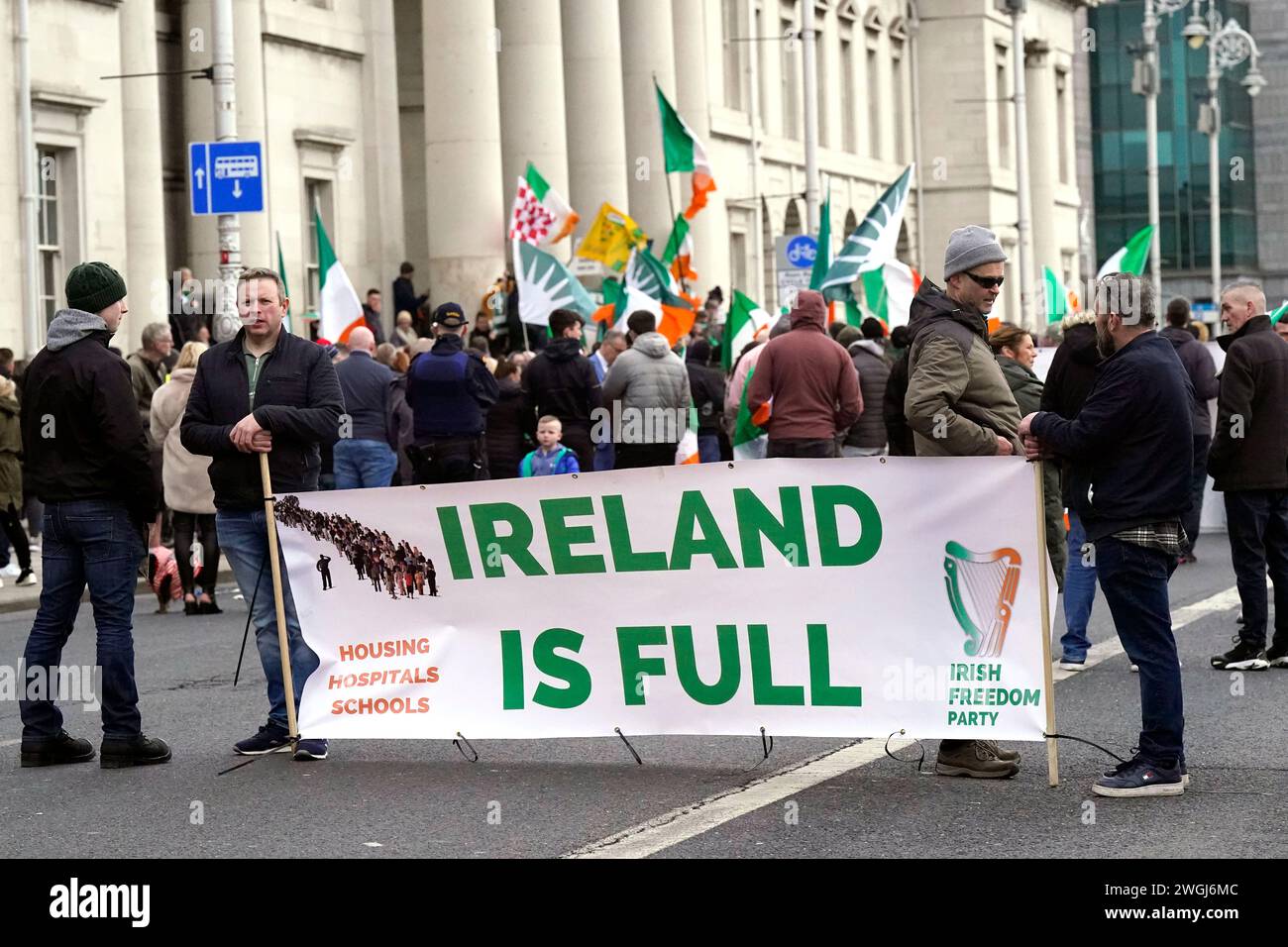 Protesters take part in the Ireland Says No anti-refugee gathering ...
