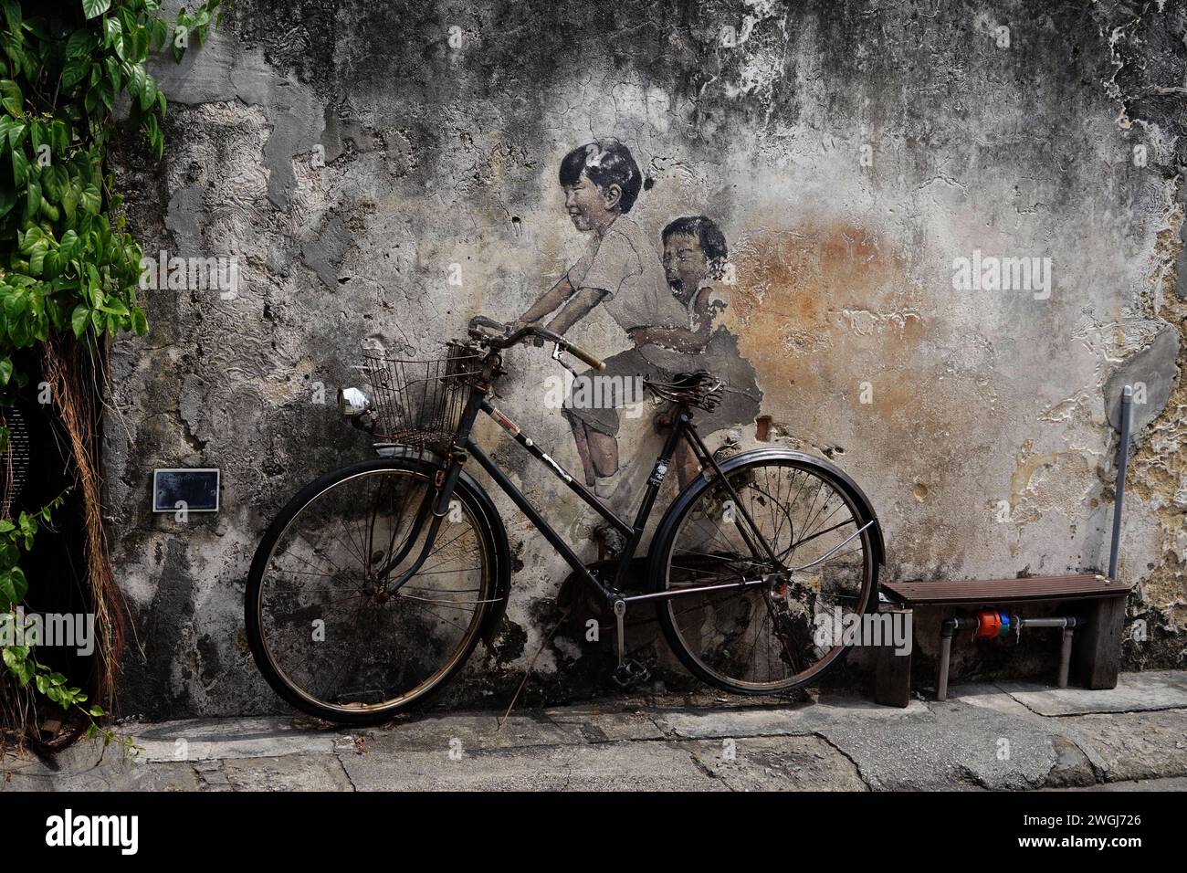 Georgetown Malaysia Street -Art, 20.01.2024 ,Georgetown Penang, Kids on Bicycle *** Georgetown ...