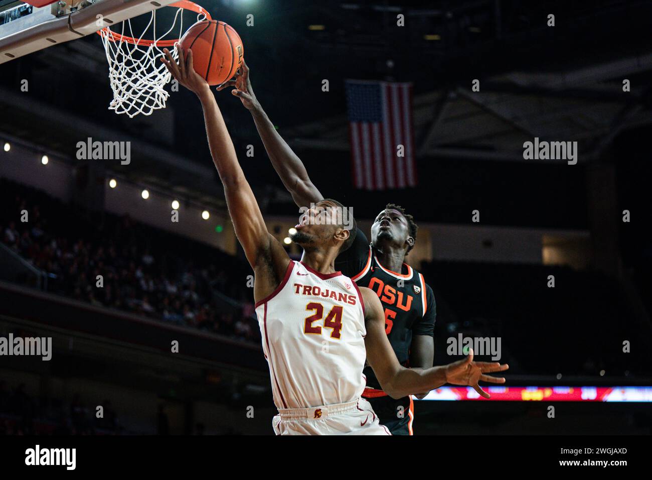 USC Trojans forward Joshua Morgan (24) gets a shot blocked by Oregon ...