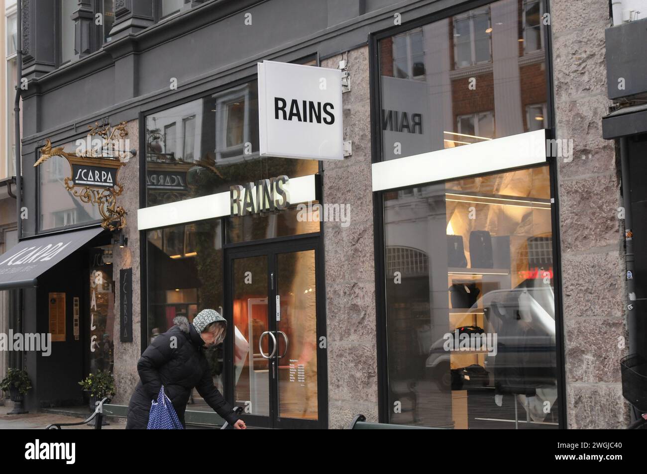 Rain stoe hi-res stock photography and images - Alamy