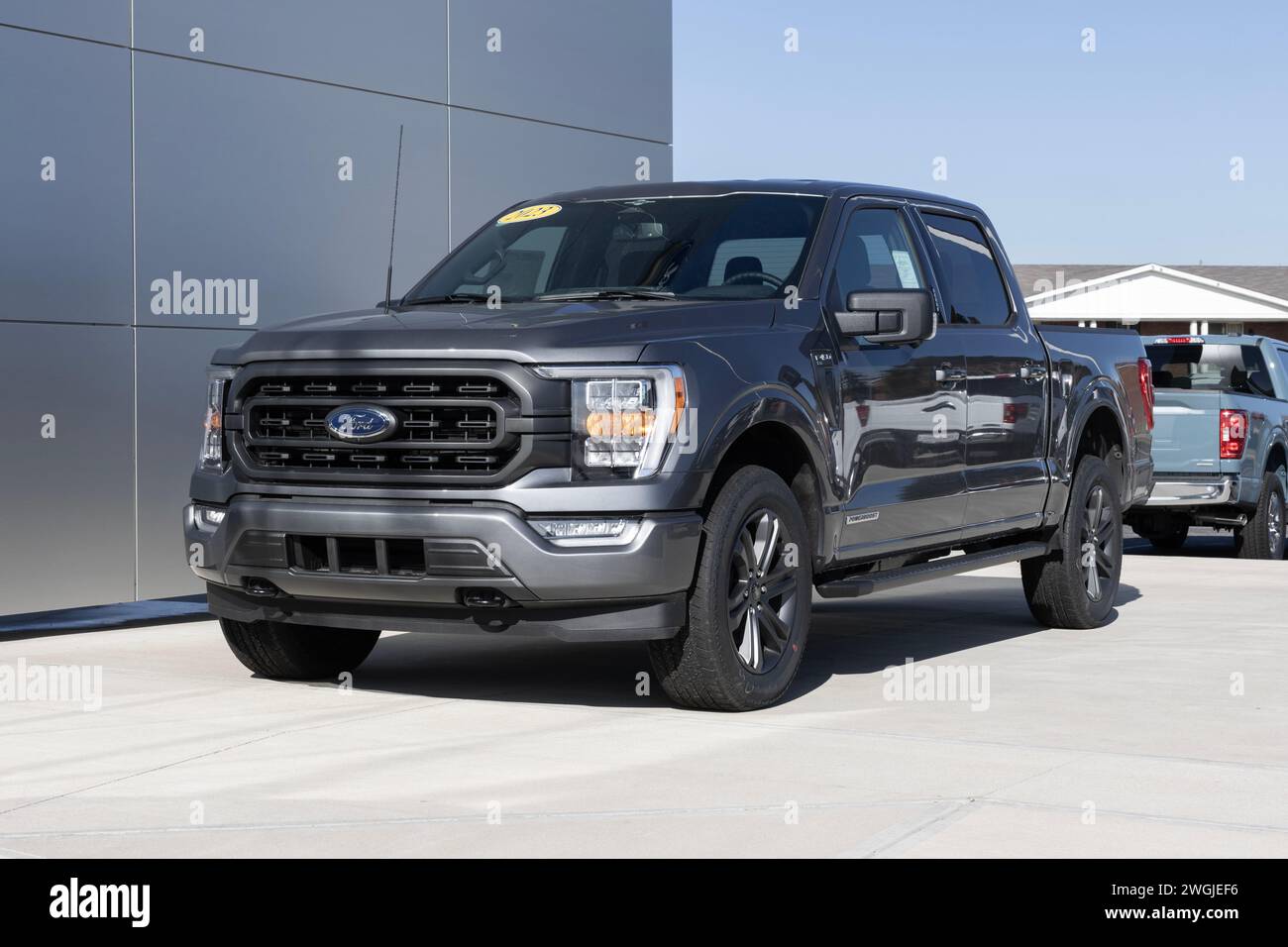 Ford f150 xlt hi-res stock photography and images - Alamy
