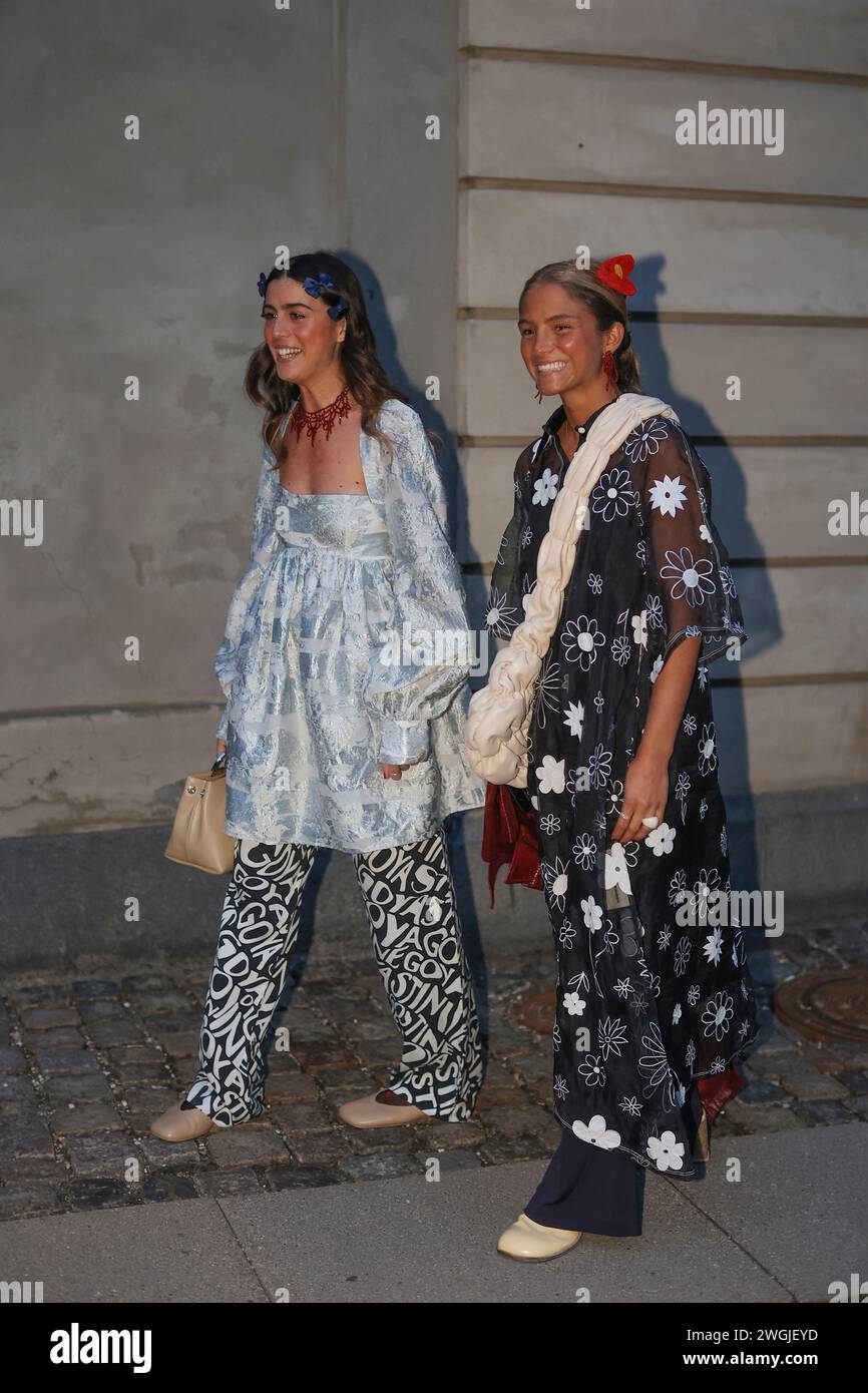 Copenhagen, Denmark. 31st Jan, 2024. Fashionistas pose for ...