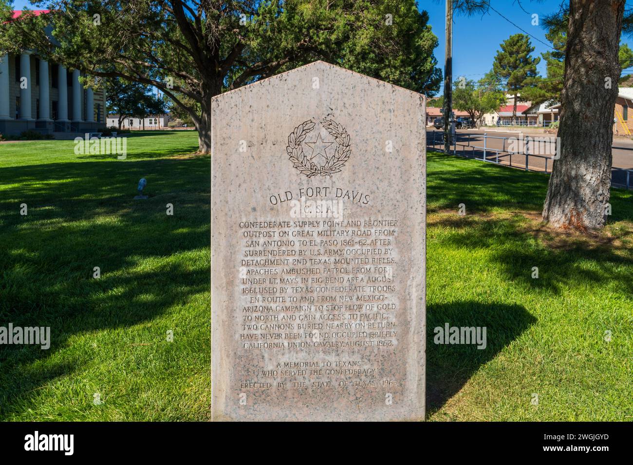 Fort Davis, TX - Oct. 11, 2023: This Old Fort Davis memorial stis on ...