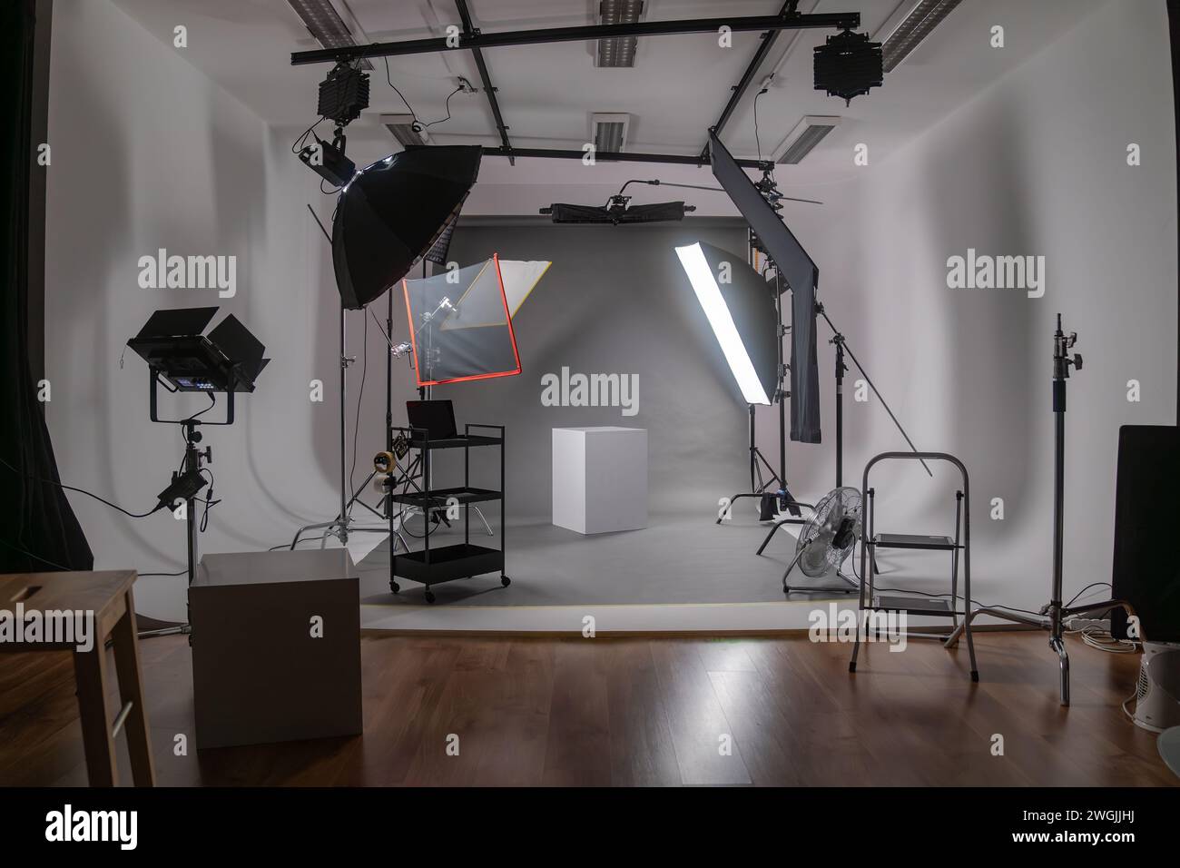 Octabox hi-res stock photography and images - Alamy