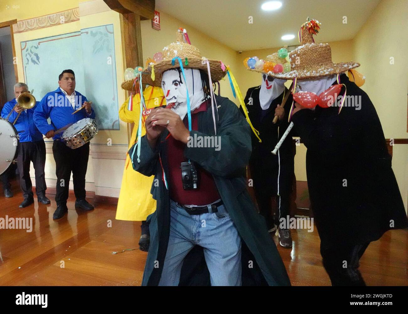 CUENCA-LANZAMIENTO CARNAVAL DE LOS RUCOS NULTI. CUENCA-LANZAMIENTO ...