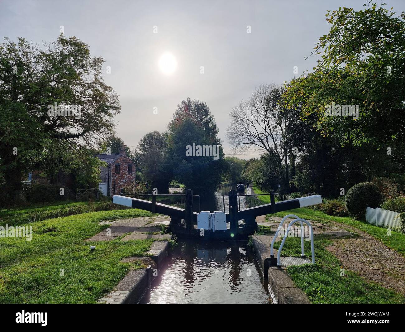Britains waterway system hi-res stock photography and images - Alamy