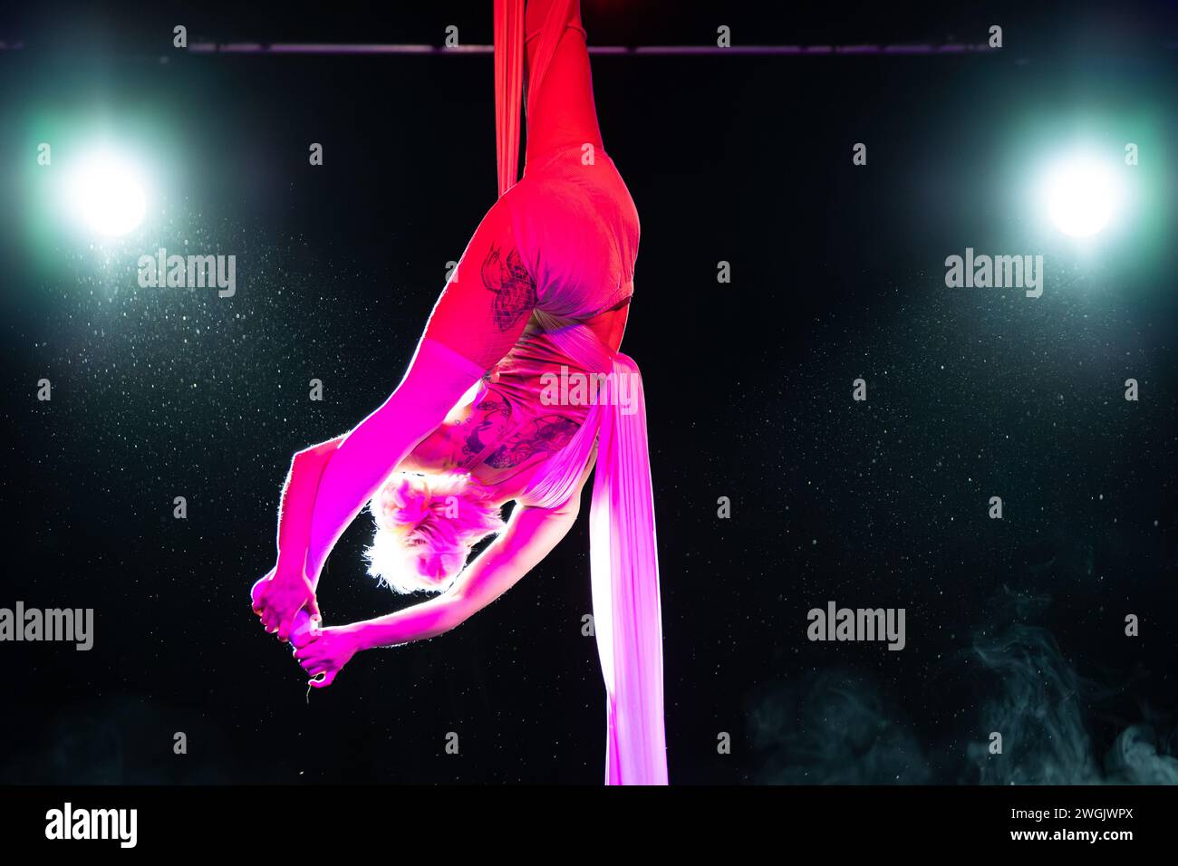 Rachael Mcintyre performing 'Sweet Tooth' at the Circus for Gaza ...