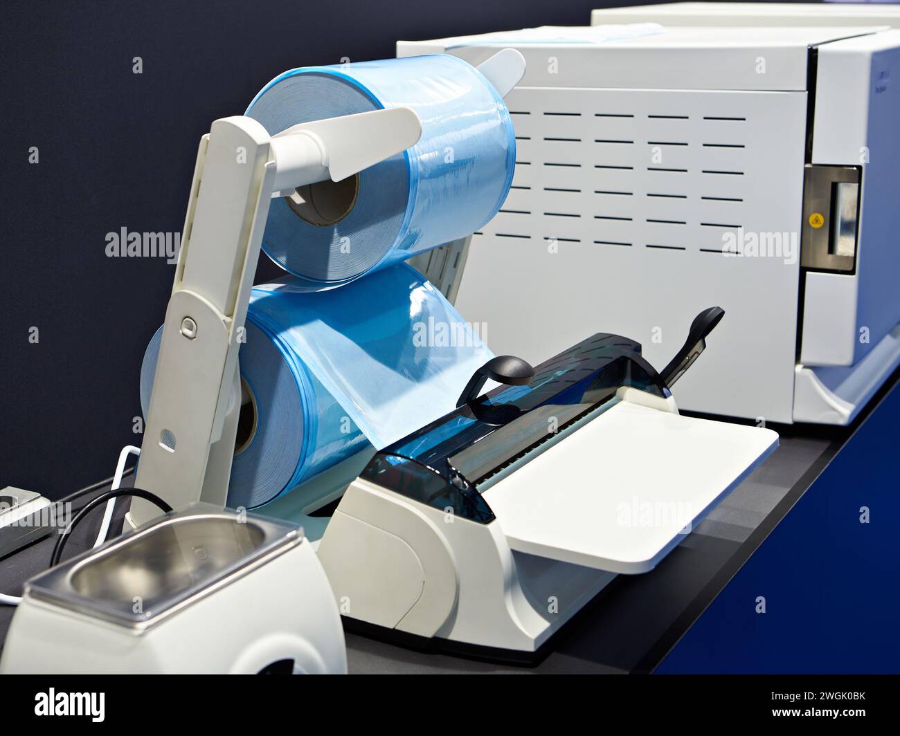 Sterilization machine hi-res stock photography and images - Alamy
