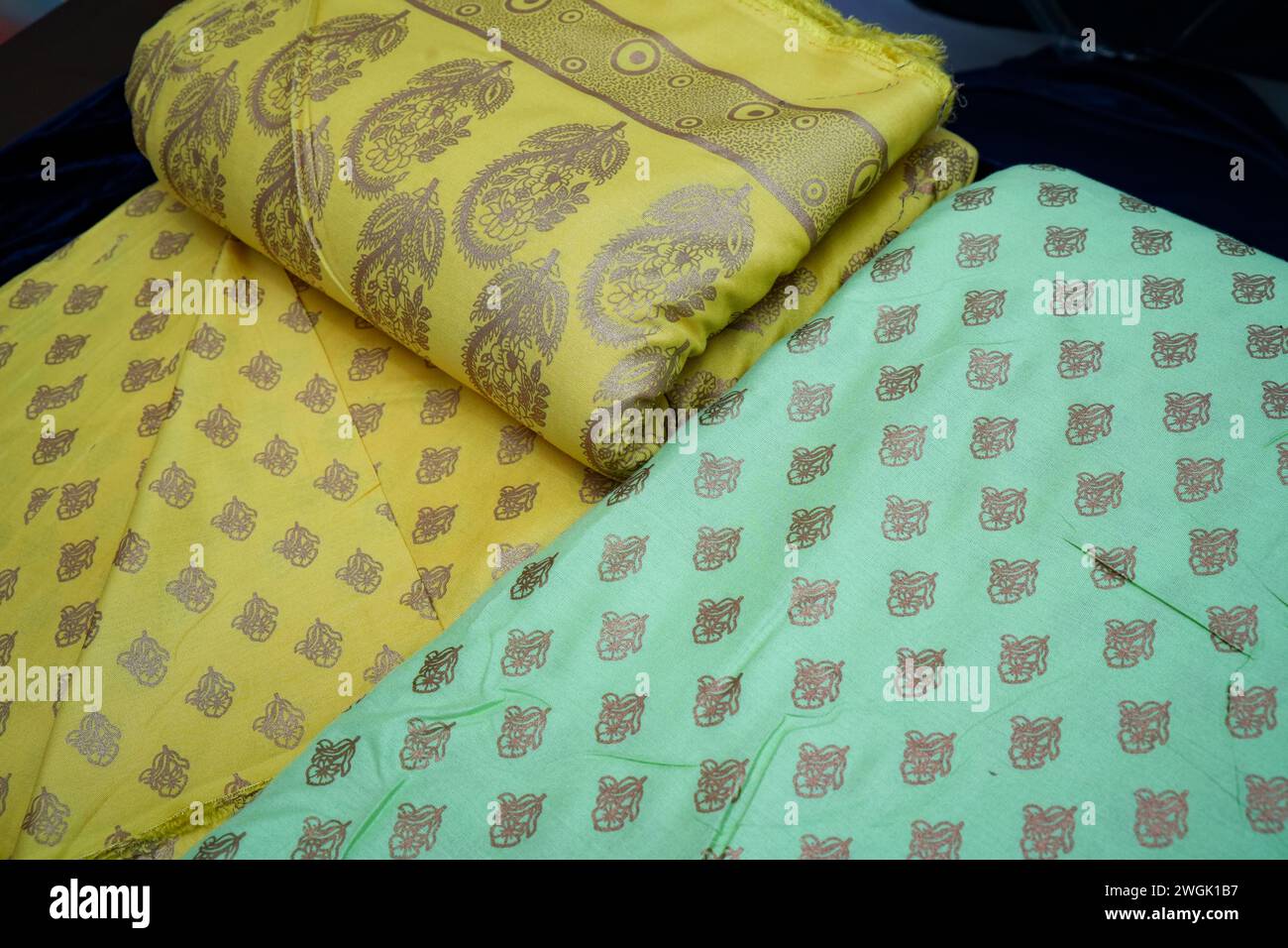 indian saree collections for onam, pongal and wedding. Textured Fabric ...