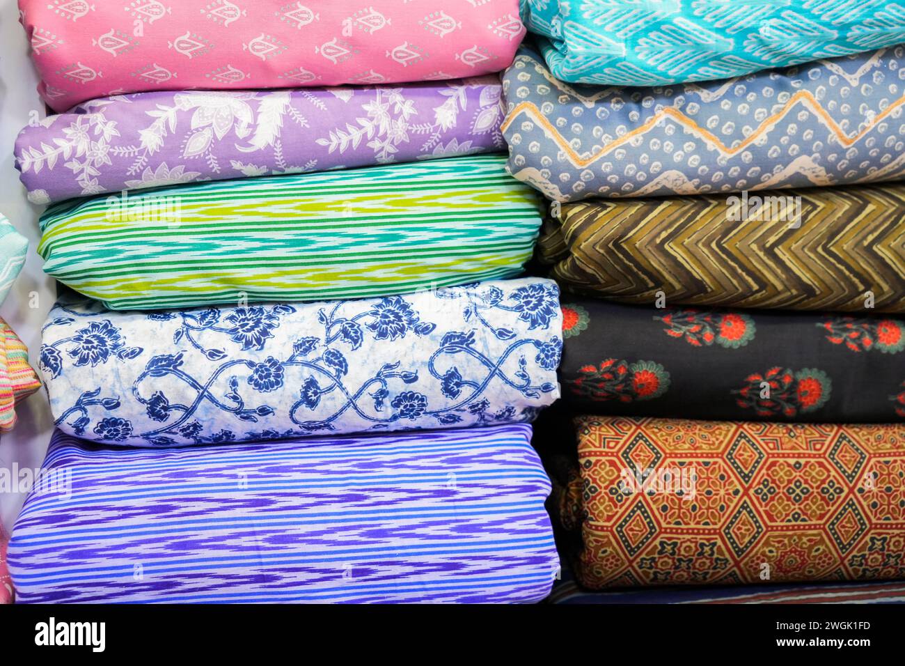 indian saree collections for onam, pongal and wedding. Textured Fabric ...