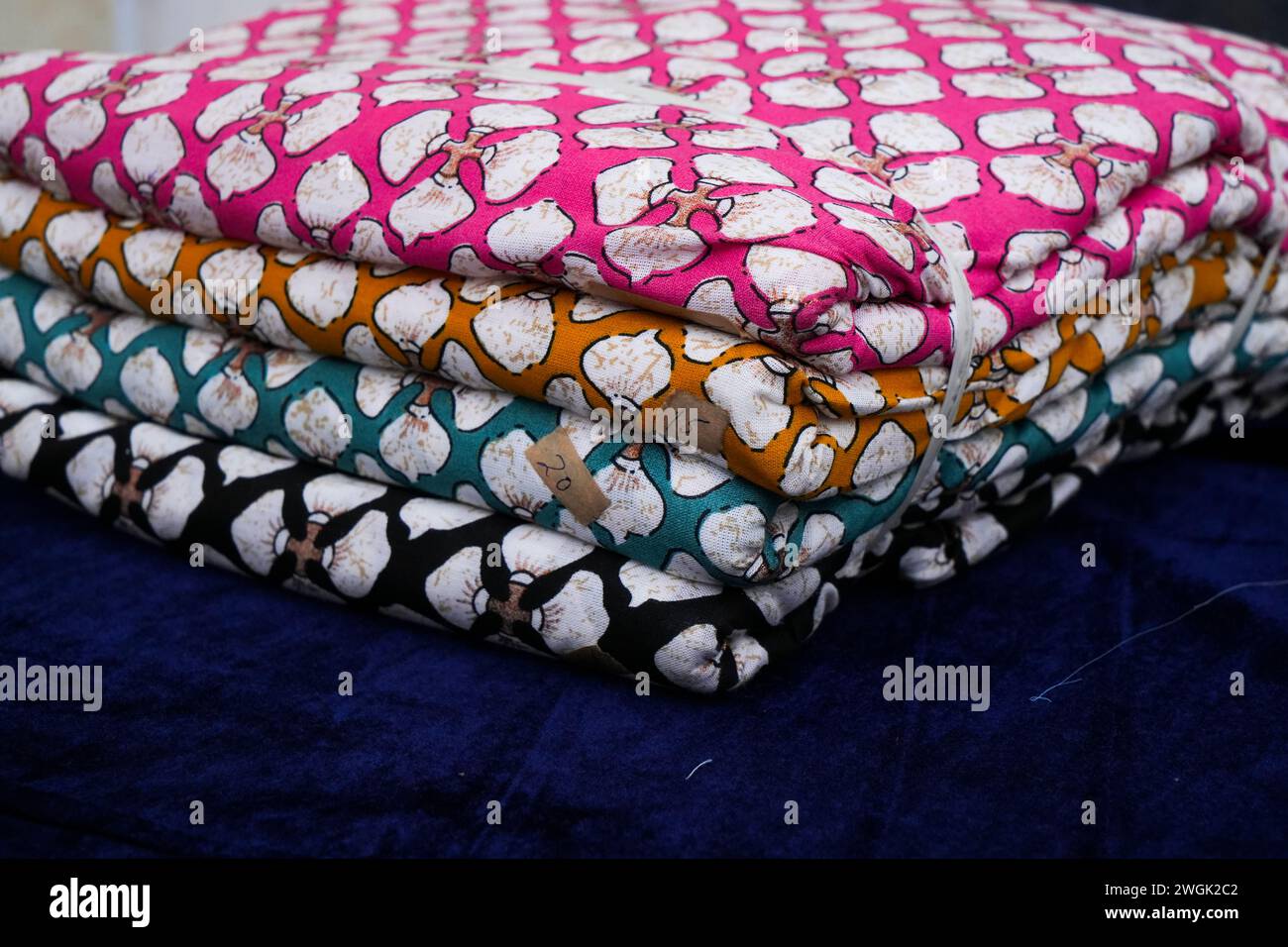 indian saree collections for onam, pongal and wedding. Textured Fabric ...