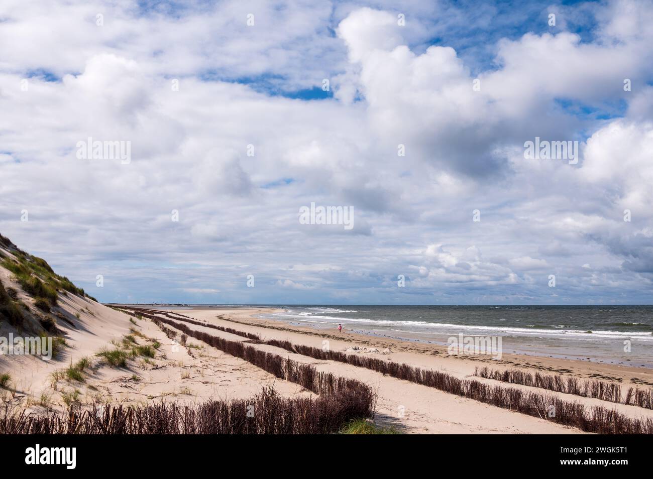 Wanderer am strand hi-res stock photography and images - Alamy