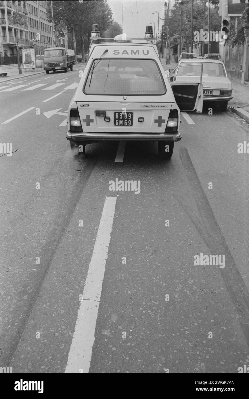 Service aide medicale urgence hi-res stock photography and images - Alamy