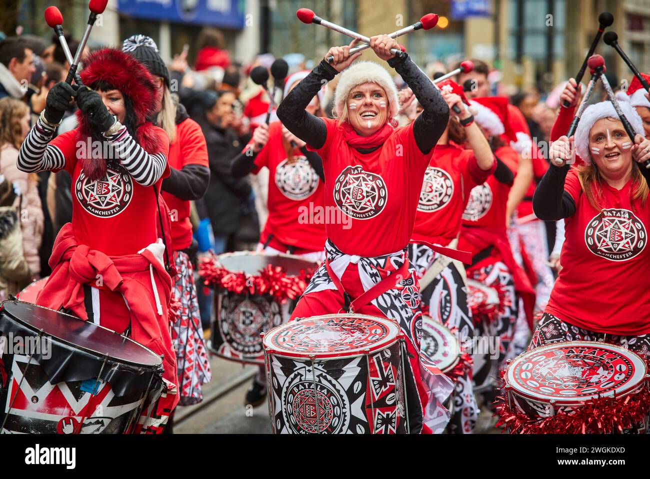 Manchester Christmas Parade event 2023 making its way through the city ...