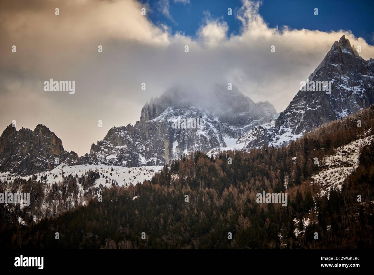 Chamonix environment hi-res stock photography and images - Alamy