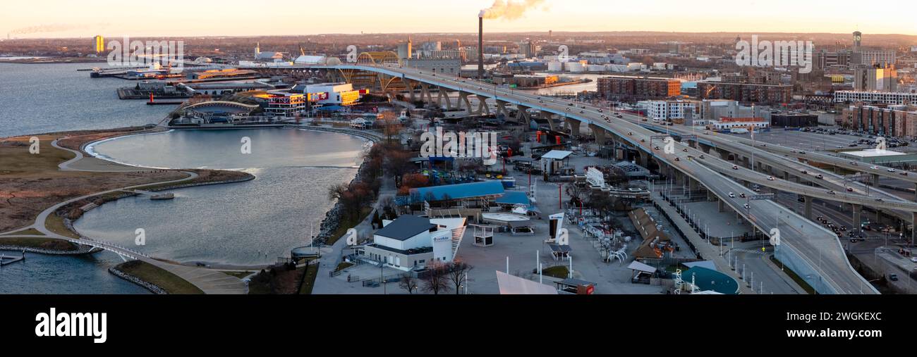 Milwaukee Harbor Bridge