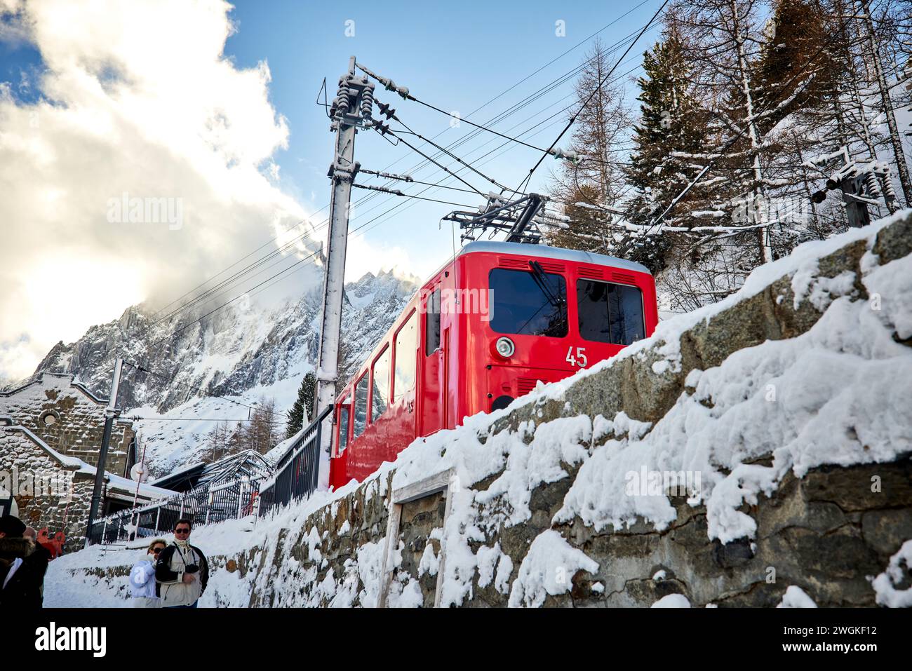 Place du mont blanc chamonix hi-res stock photography and images - Alamy