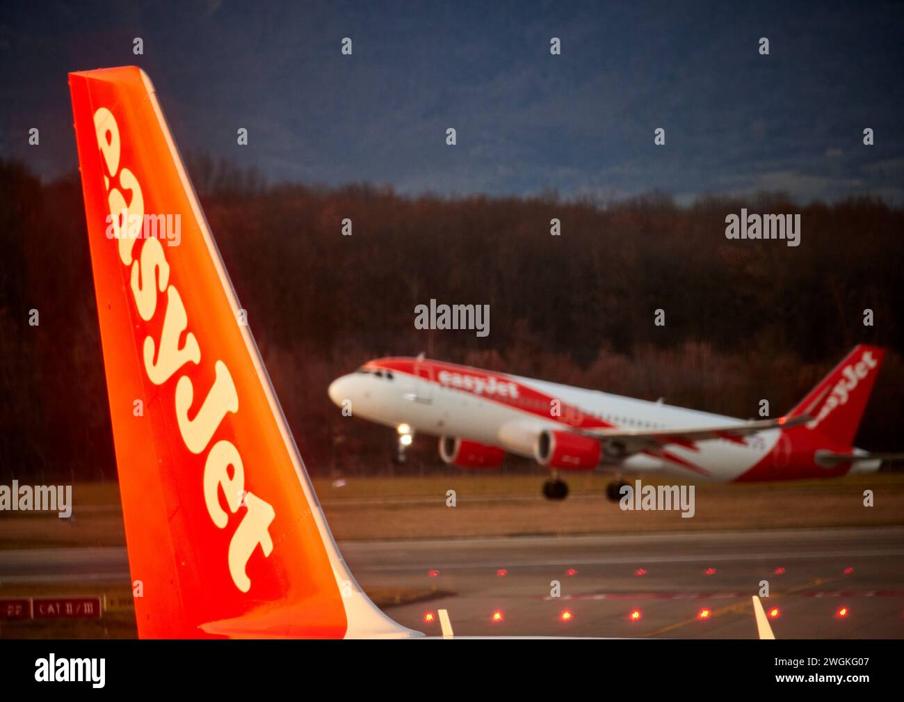 Geneva airport hi-res stock photography and images - Alamy