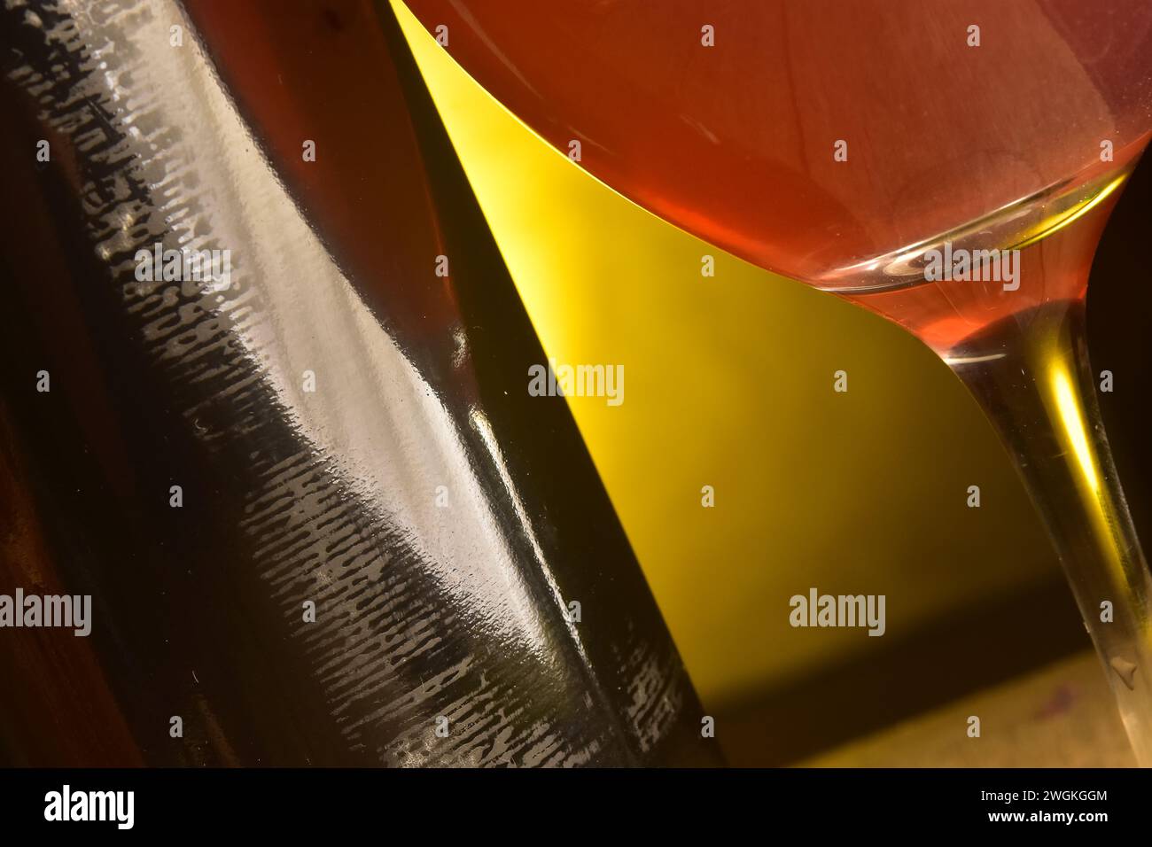 Glass of wine detail hi-res stock photography and images - Alamy