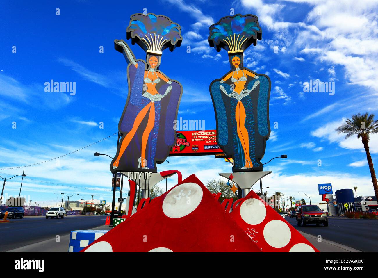 Las Vegas, Nevada: Las Vegas Boulevard Gateway Showgirls sign in ...