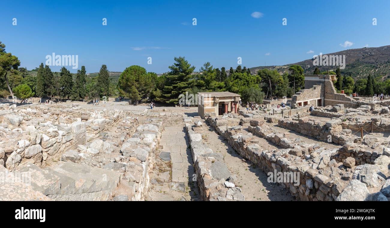 A picture of the North Entrance and the North Lustral Basin at the ...