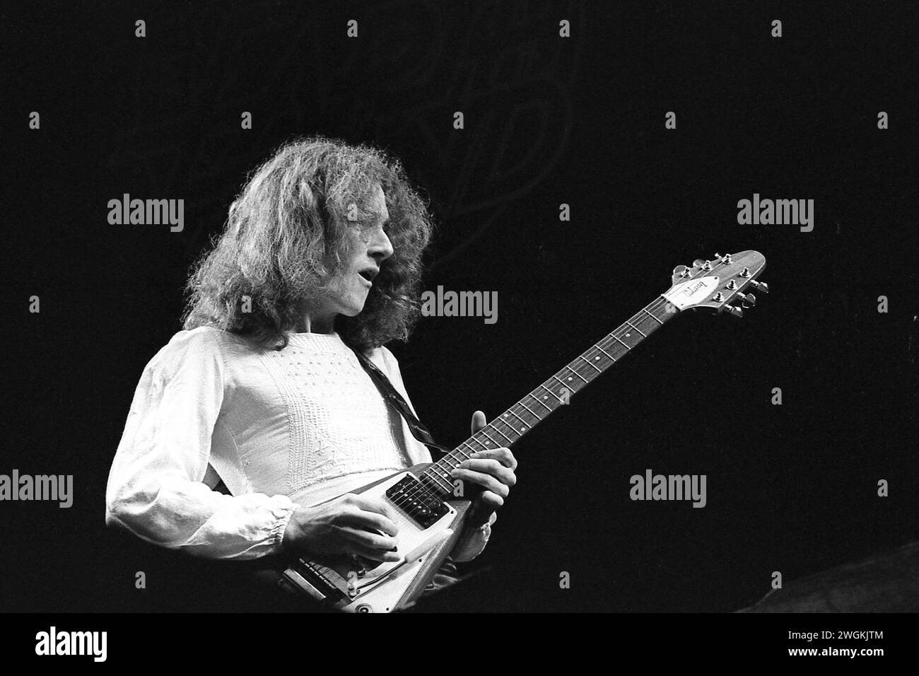 Cardiff castle gif 1976 hi-res stock photography and images - Alamy