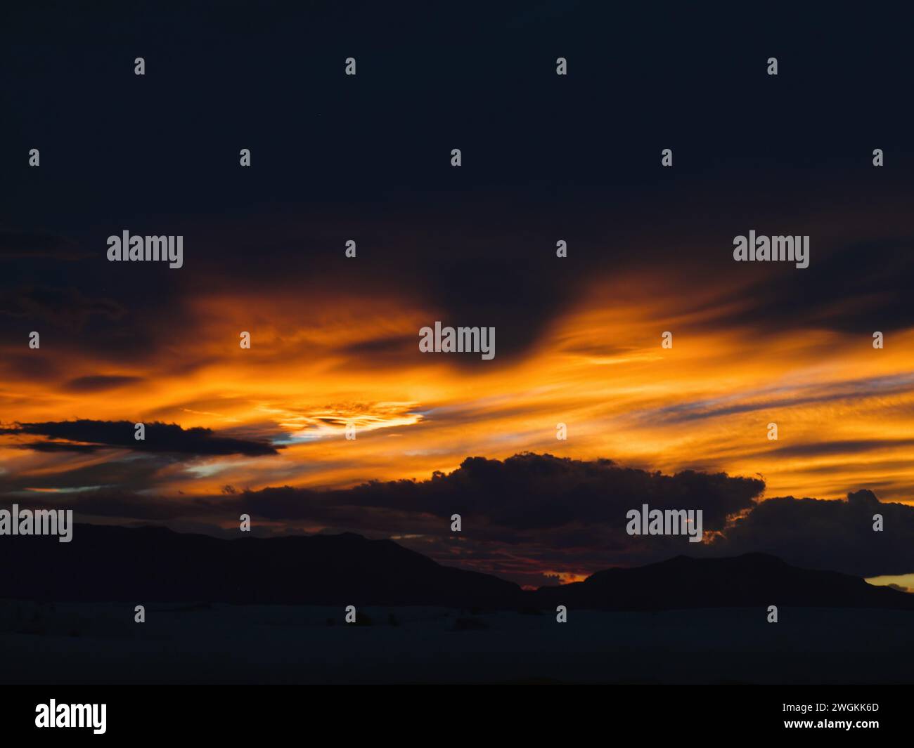 The final sunset of the fay before darkness Stock Photo - Alamy