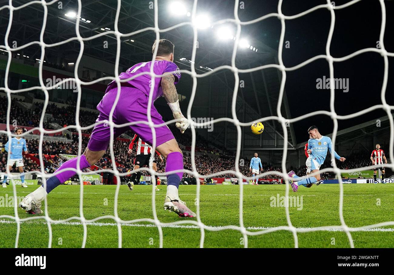 Manchester City's Phil Foden scores their side's second goal of the ...