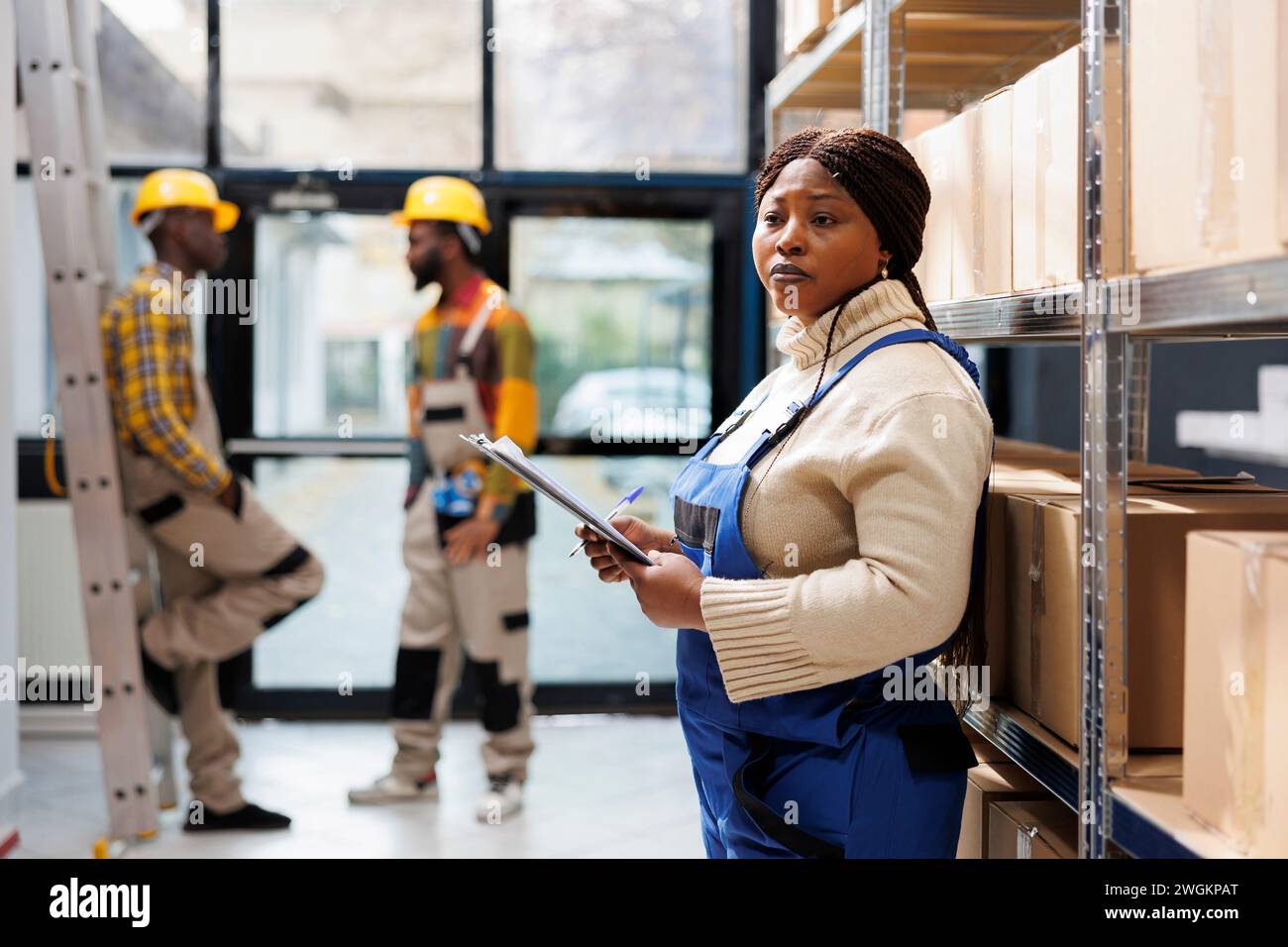 Dispatching stand hi-res stock photography and images - Alamy