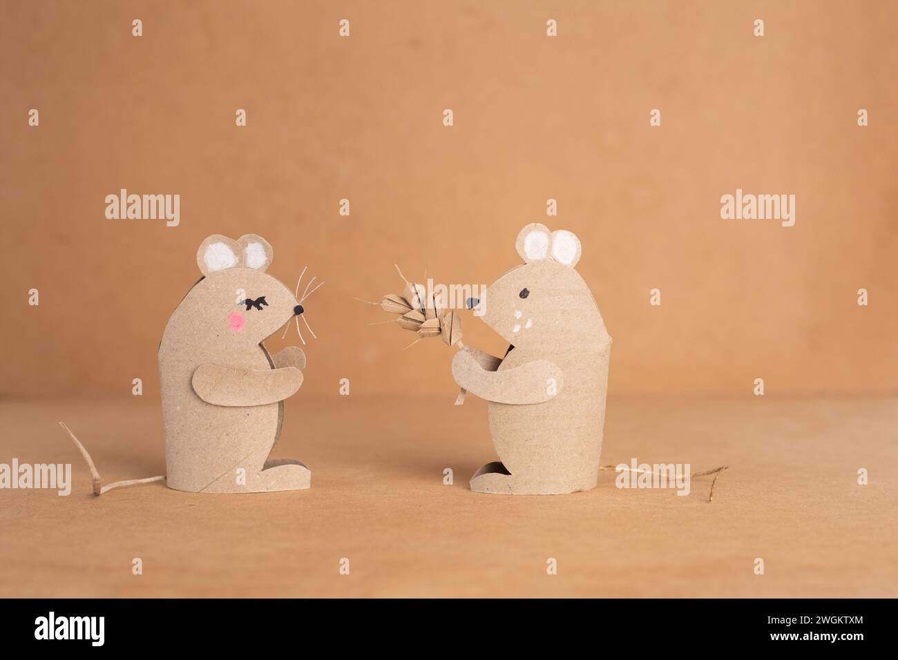 mouse made of empty toilet paper roll Stock Photo - Alamy
