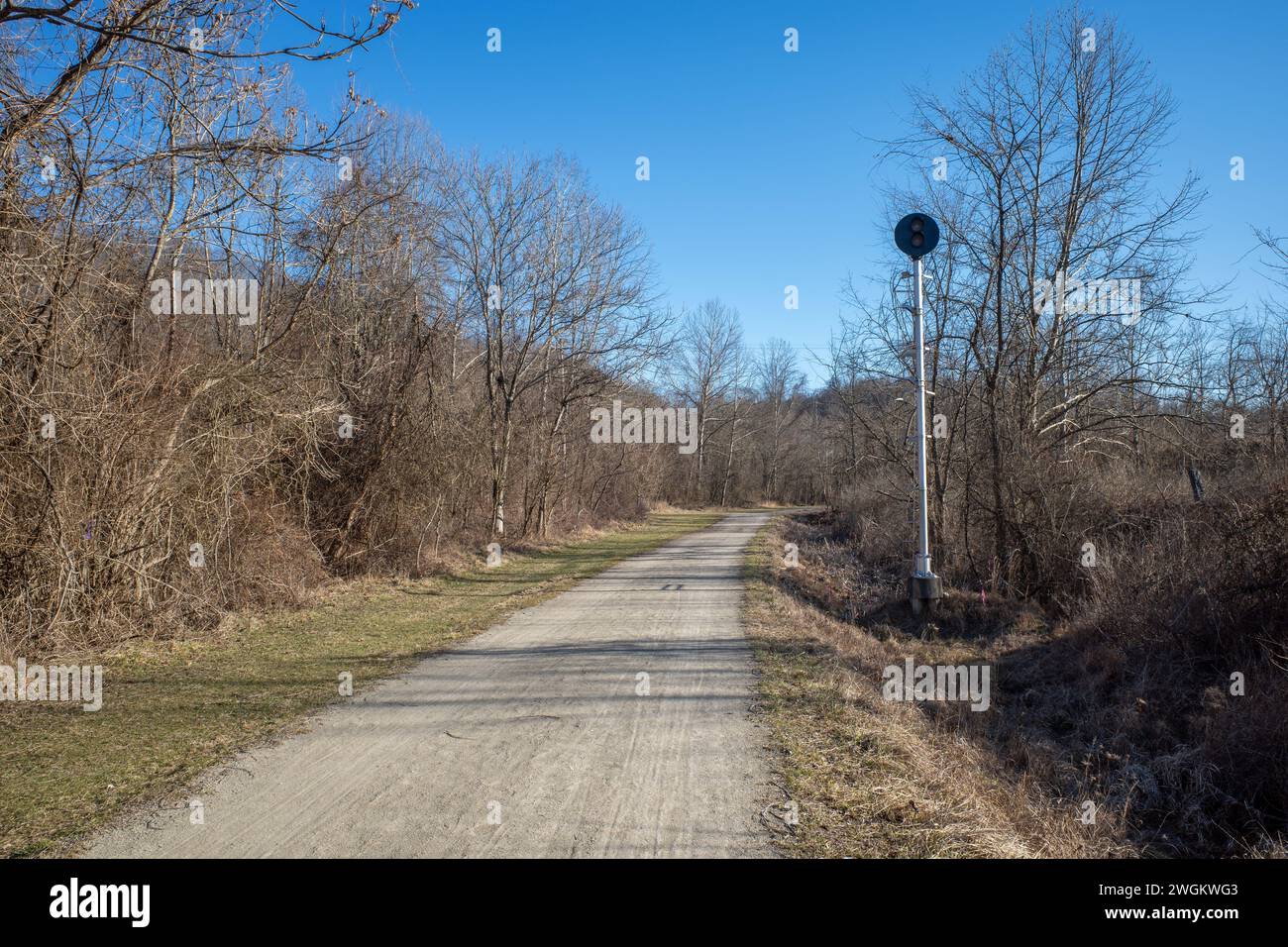 Silent trail hi-res stock photography and images - Alamy