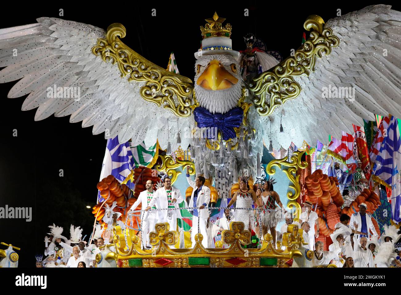 Samba school parade in the Sambodromo. Rio de Janeiro Carnival ...