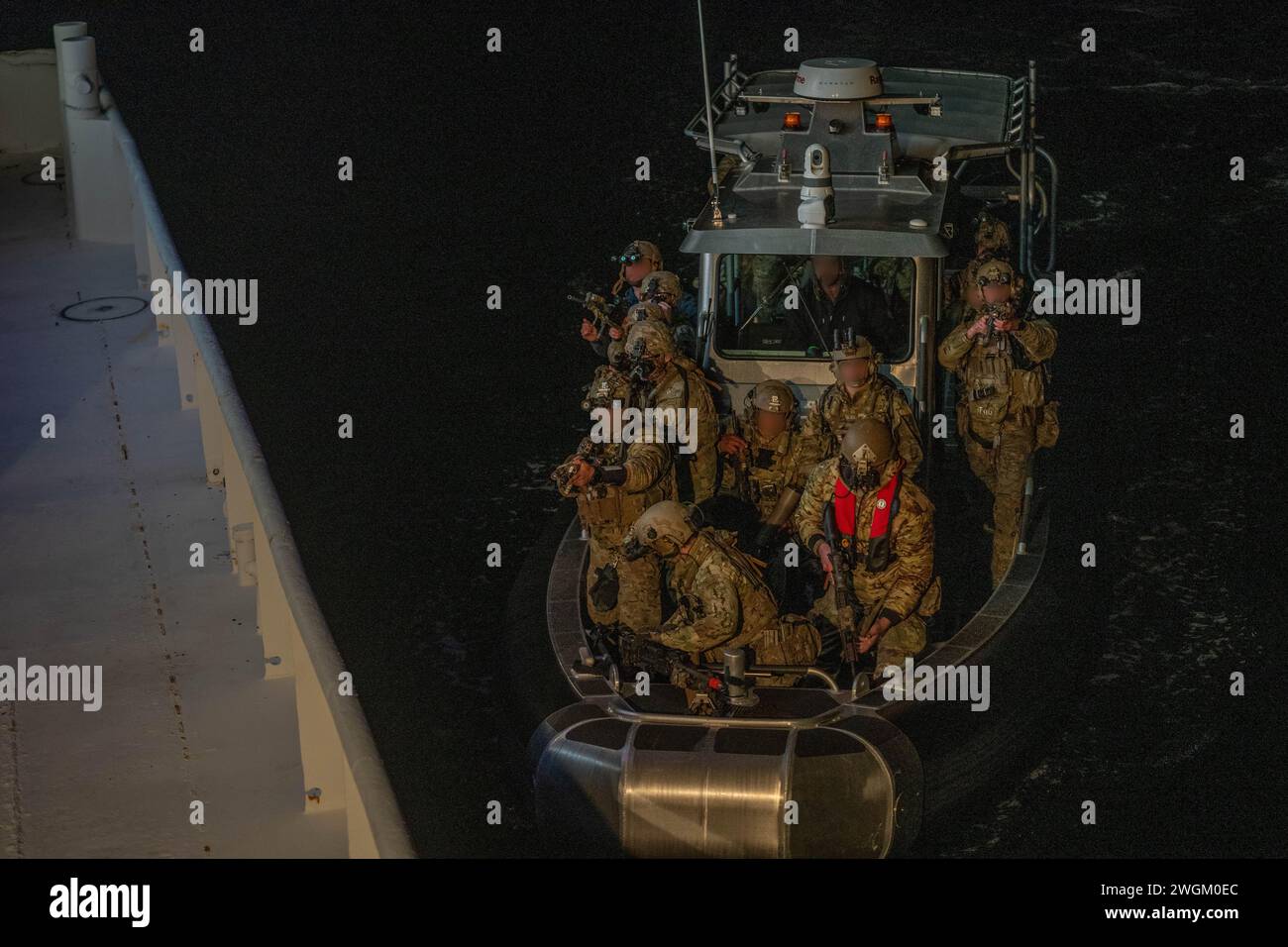 Waterborne operation hi-res stock photography and images - Alamy