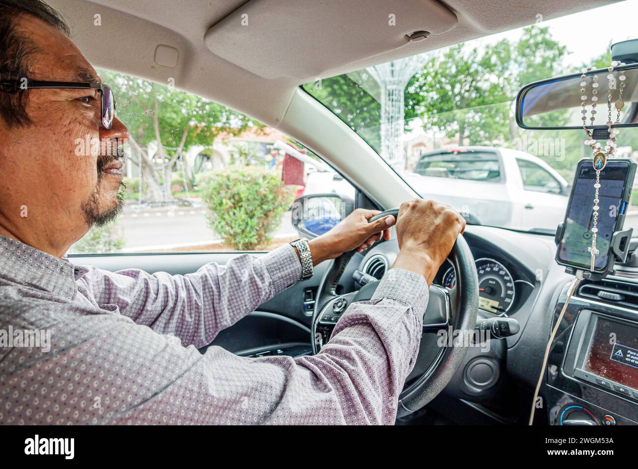 Suggested route map hi-res stock photography and images - Alamy