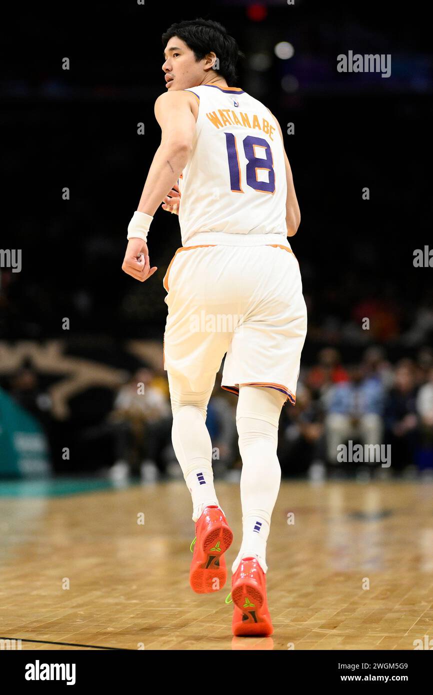Phoenix Suns forward Yuta Watanabe (18) in action during the second ...