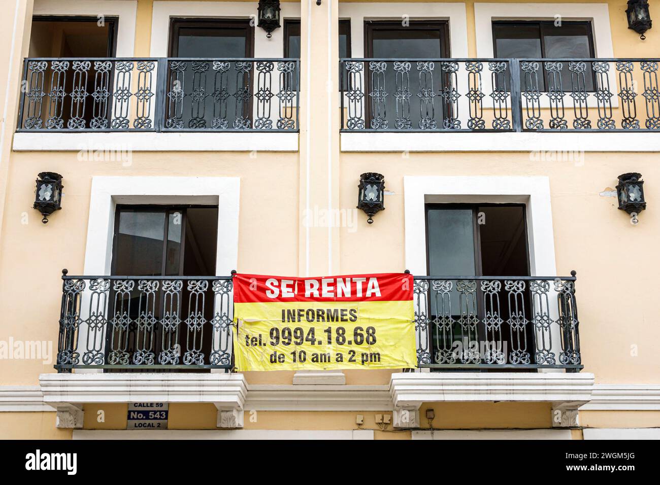 Sign banner lease leasing hi-res stock photography and images - Alamy