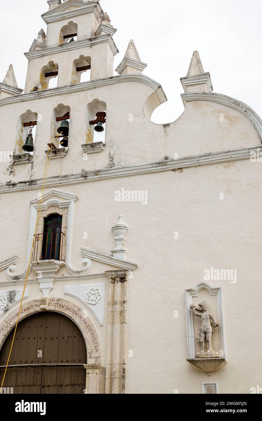 Parroquia de santiago apostol church hi-res stock photography and ...
