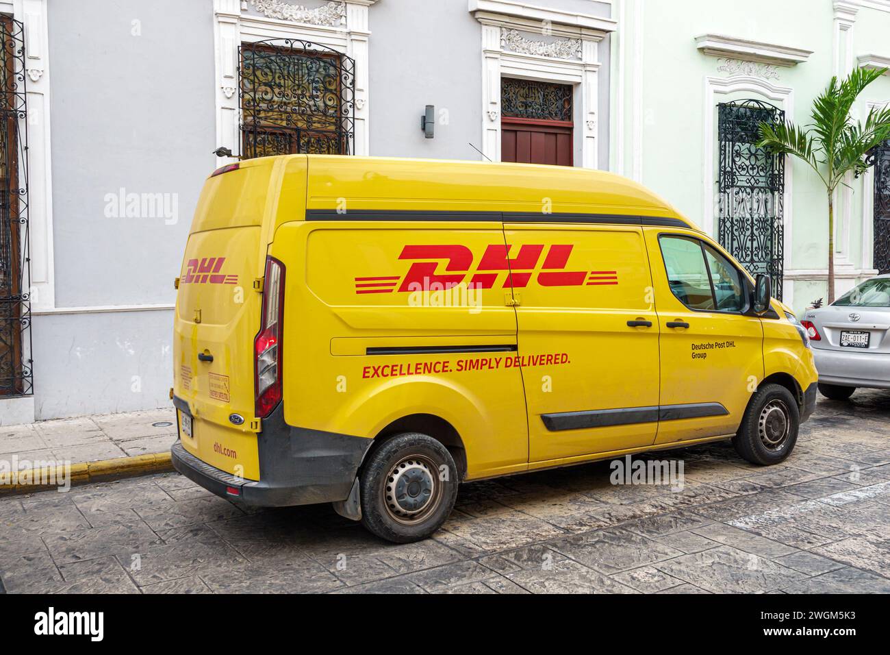 Merida Mexico,Barrio de Santiago Centro,Calle 59,DHL delivery service ...