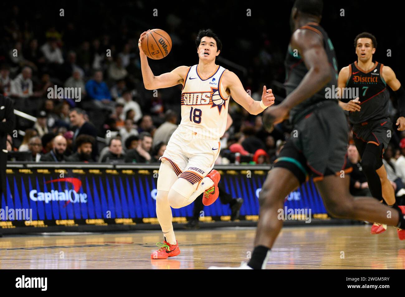 Phoenix Suns forward Yuta Watanabe (18) in action during the second ...