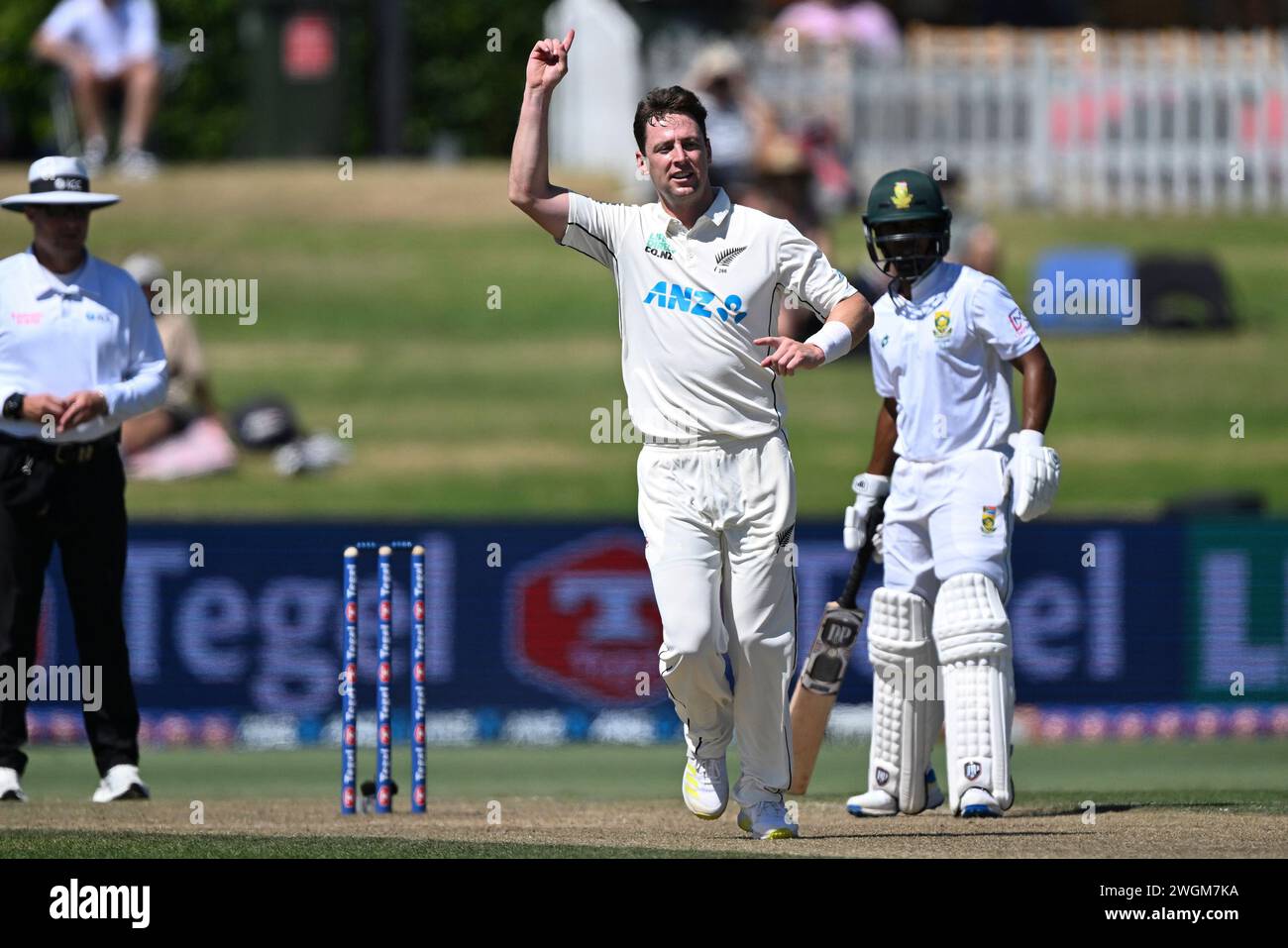 New Zealand bowler Matt Henry celebrates the dismissal of South Africa ...