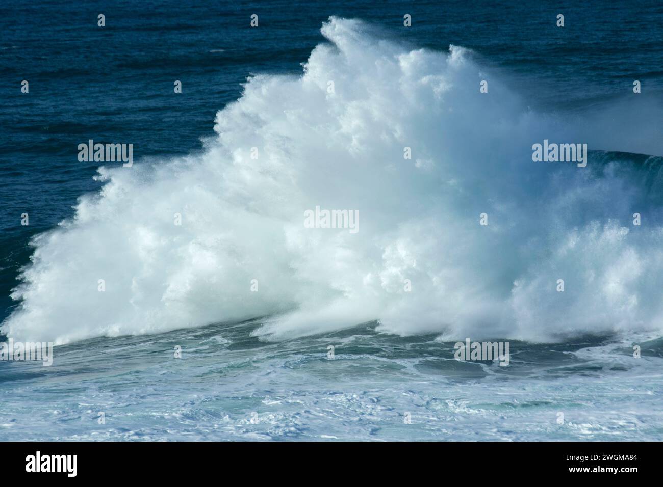 Storm waves, Boiler Bay State Park, Oregon Stock Photo - Alamy