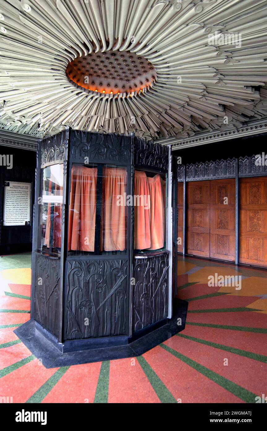 Box offiice hi-res stock photography and images - Alamy