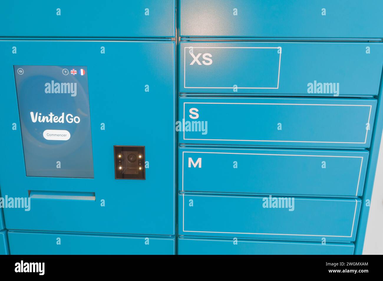 Bordeaux , France - 02 05 2024 : vinted go sign text and brand logo hub ...