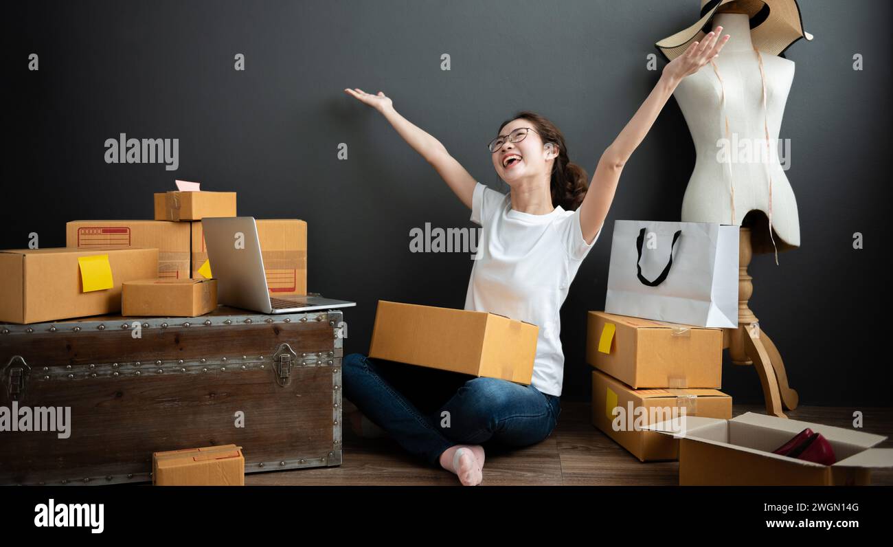 Successful merchant hi-res stock photography and images - Alamy