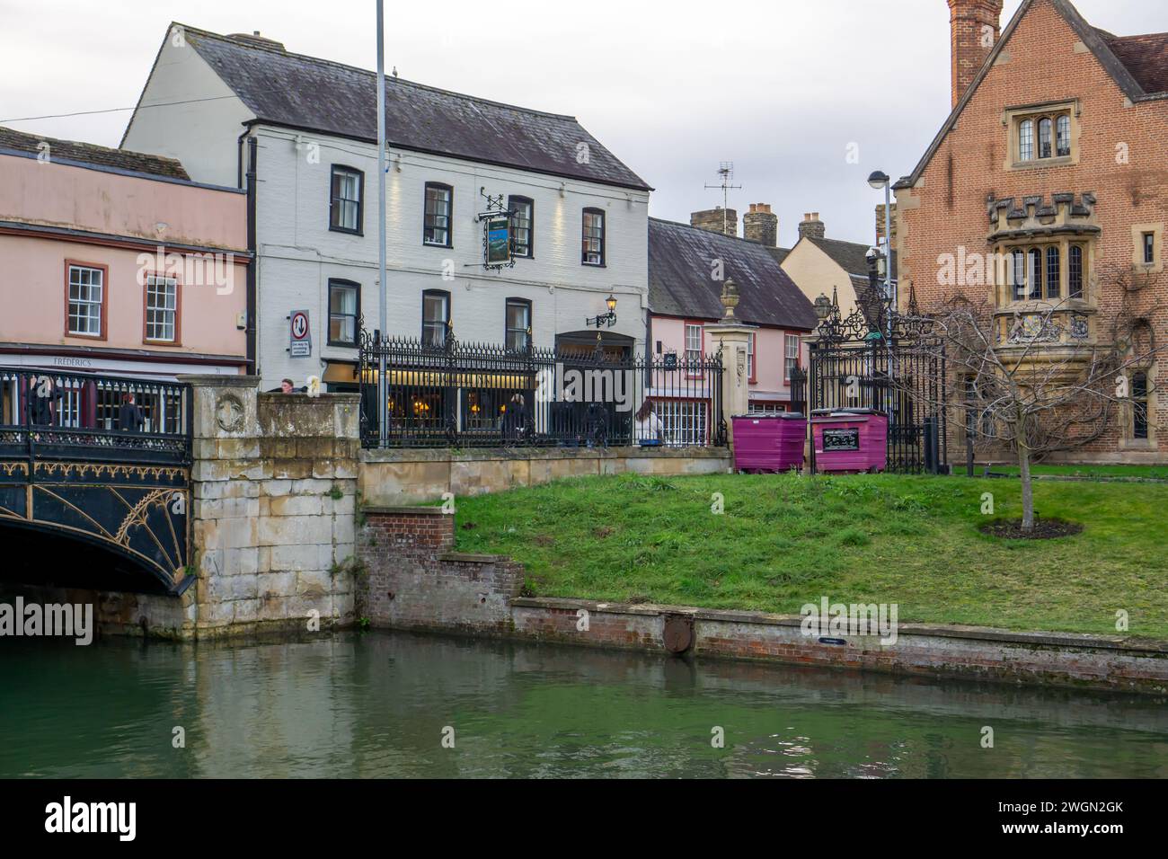 Magdalene street and bridge from the River Cam in Cambridge UK Stock ...